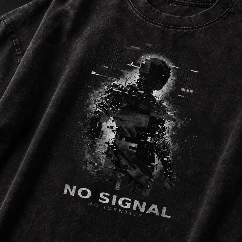 Oversized Streetwear T-shirt, NO SIGNAL Snow Washed Graphic Tee, Unisex ...