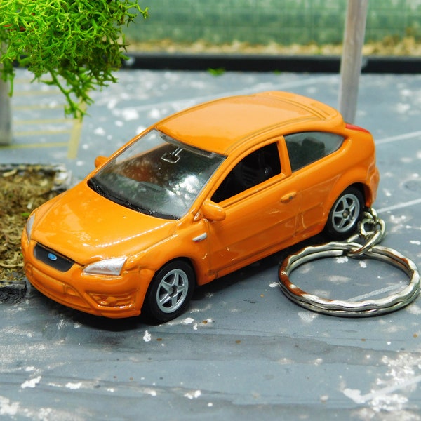 Ford Focus Keychain - Etsy