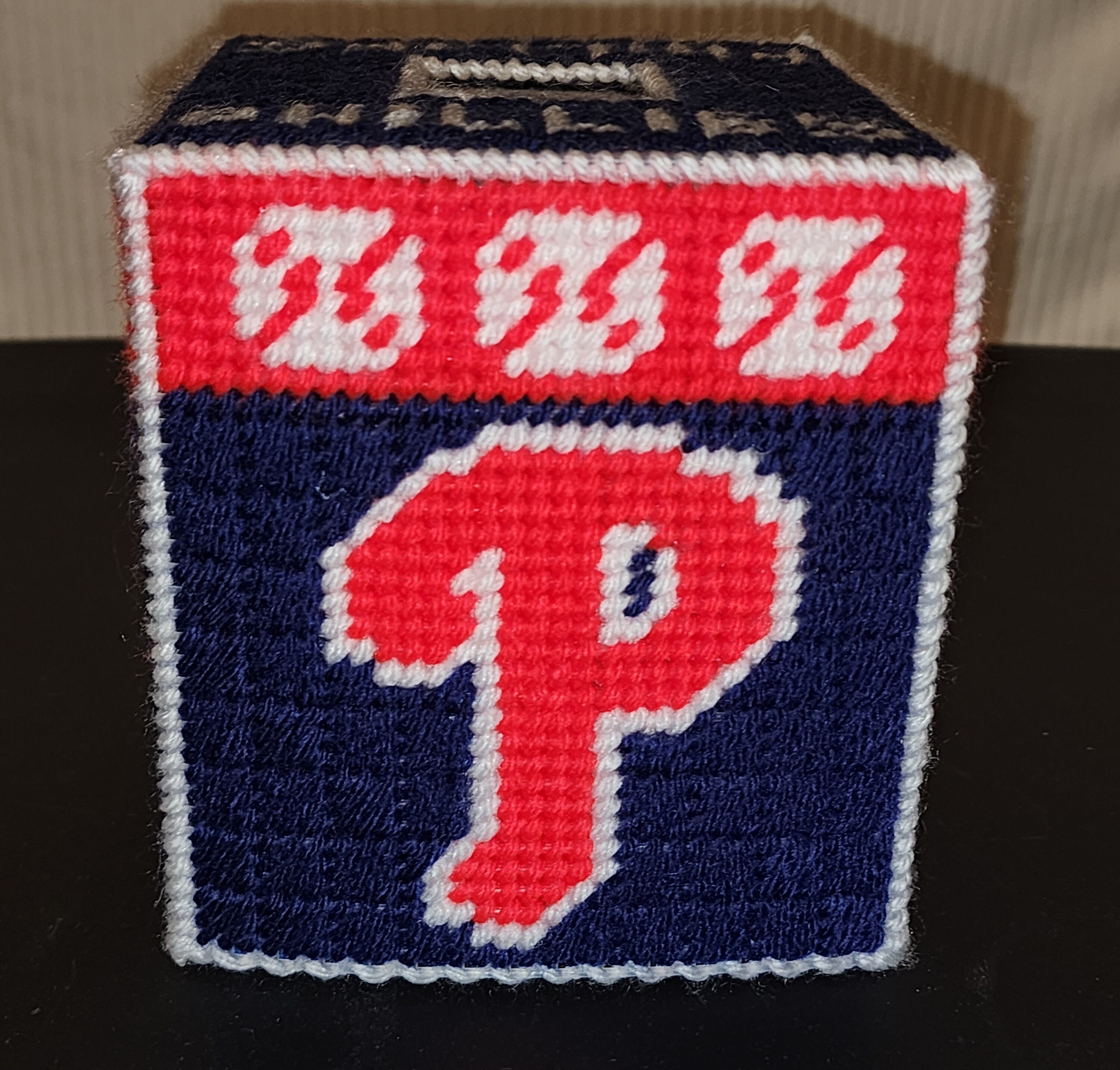 Philadelphia Phillies Bat Tissue Box Cover - Etsy