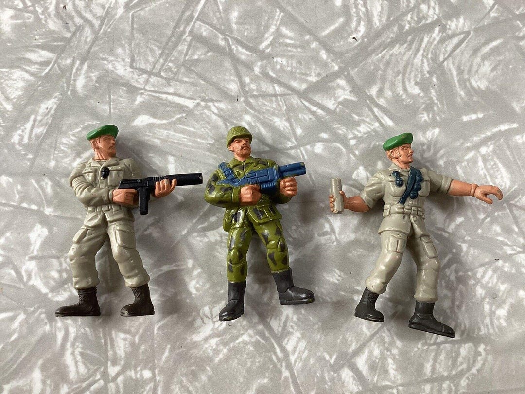 Mattel 1986 GUTS G.U.T.S. Green Berets Soldiers Toys Army Vintage Set ...