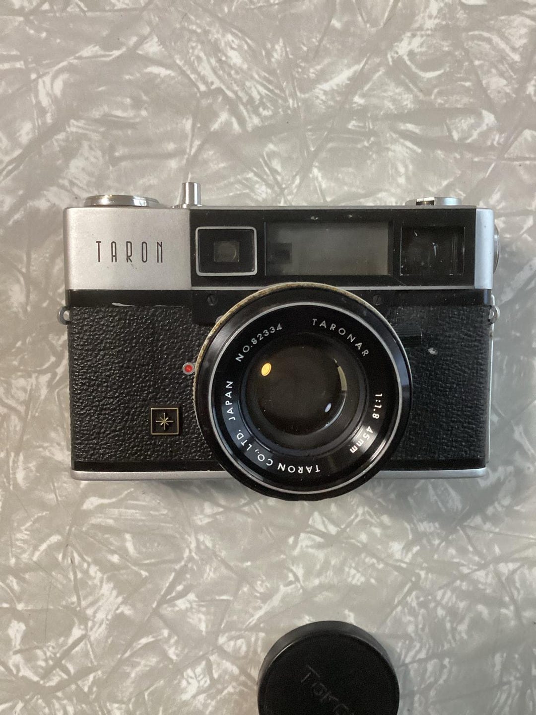 Vintage 1970's Taron Auto EE 35mm Film Camera F1.8 45mm Lens Untested ...