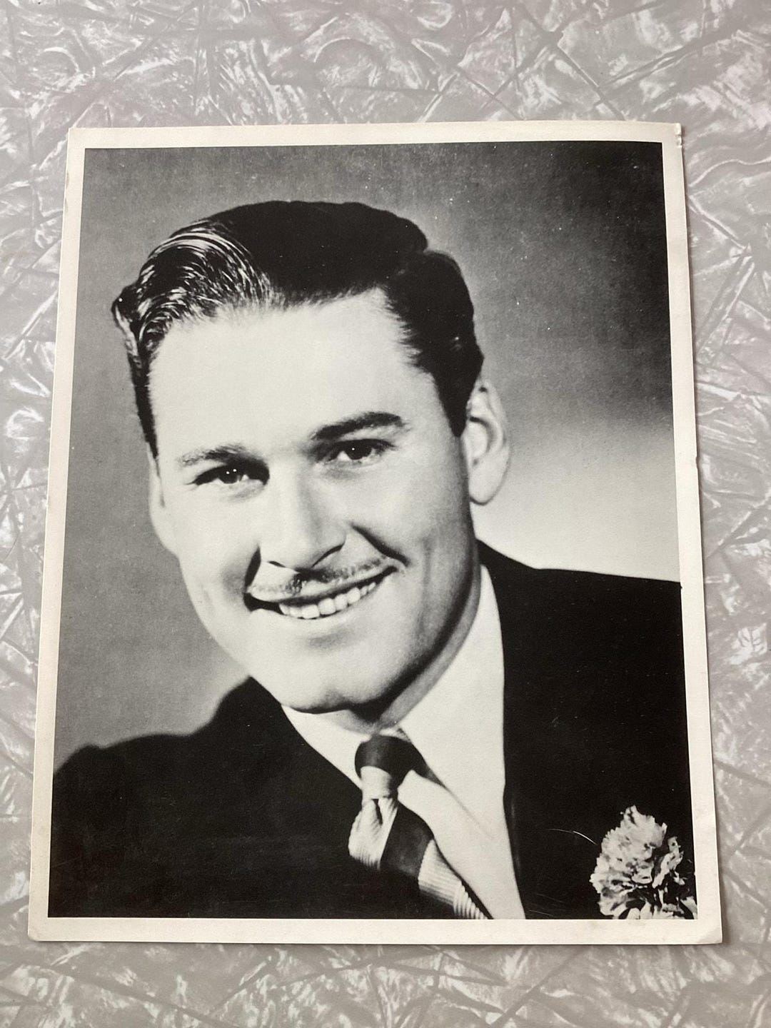 Vintage Errol Flynn Headshot Black and White 8X10 Publicity Photo 8x10 ...