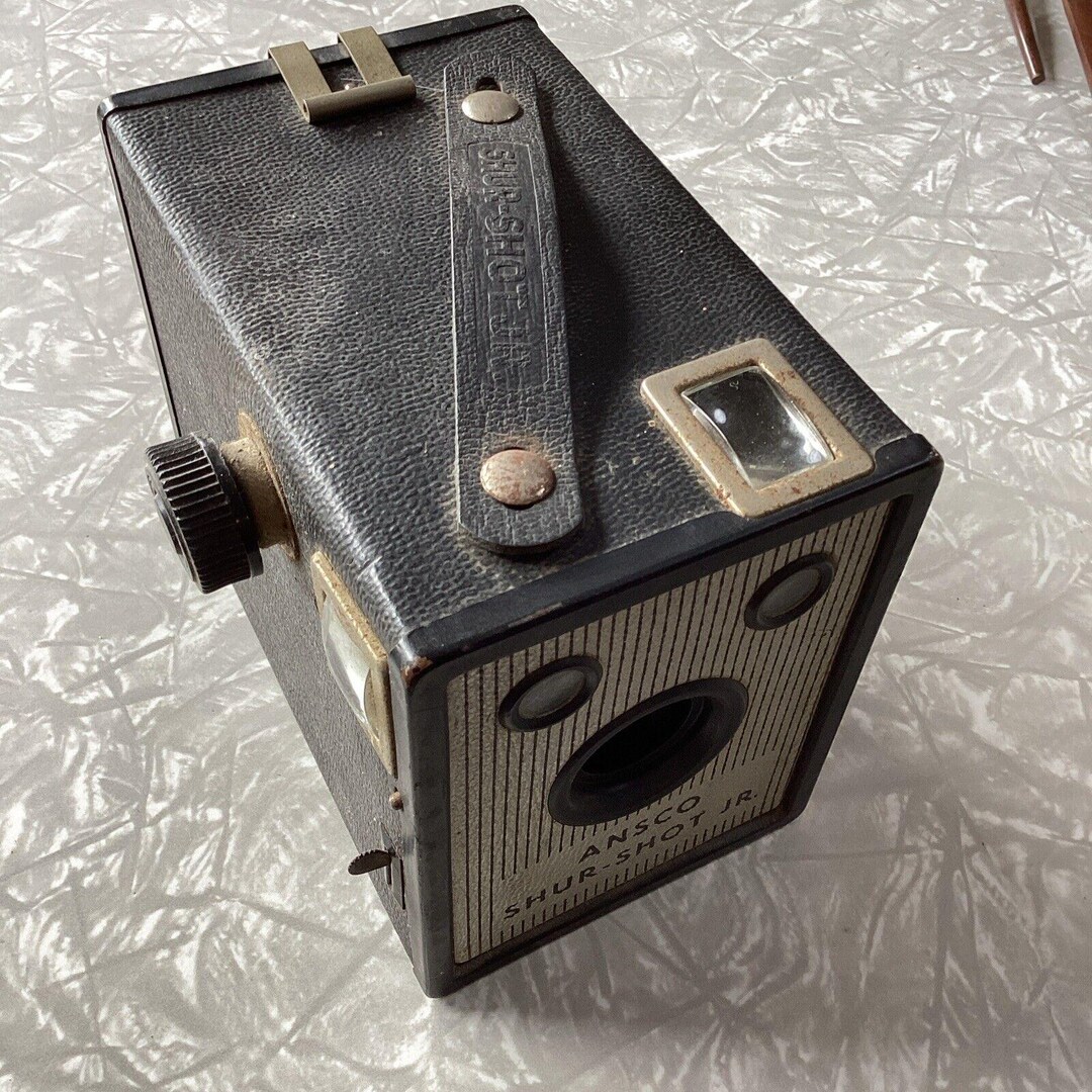 Vintage 1940s Ansco Shur-shot Jr. 5 Inch Film Box Camera With Leather ...