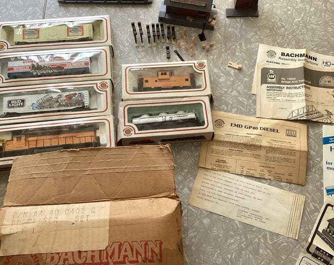Vintage Budweiser Bachman Train Set - HO Scale - Model AA40-0402C ...