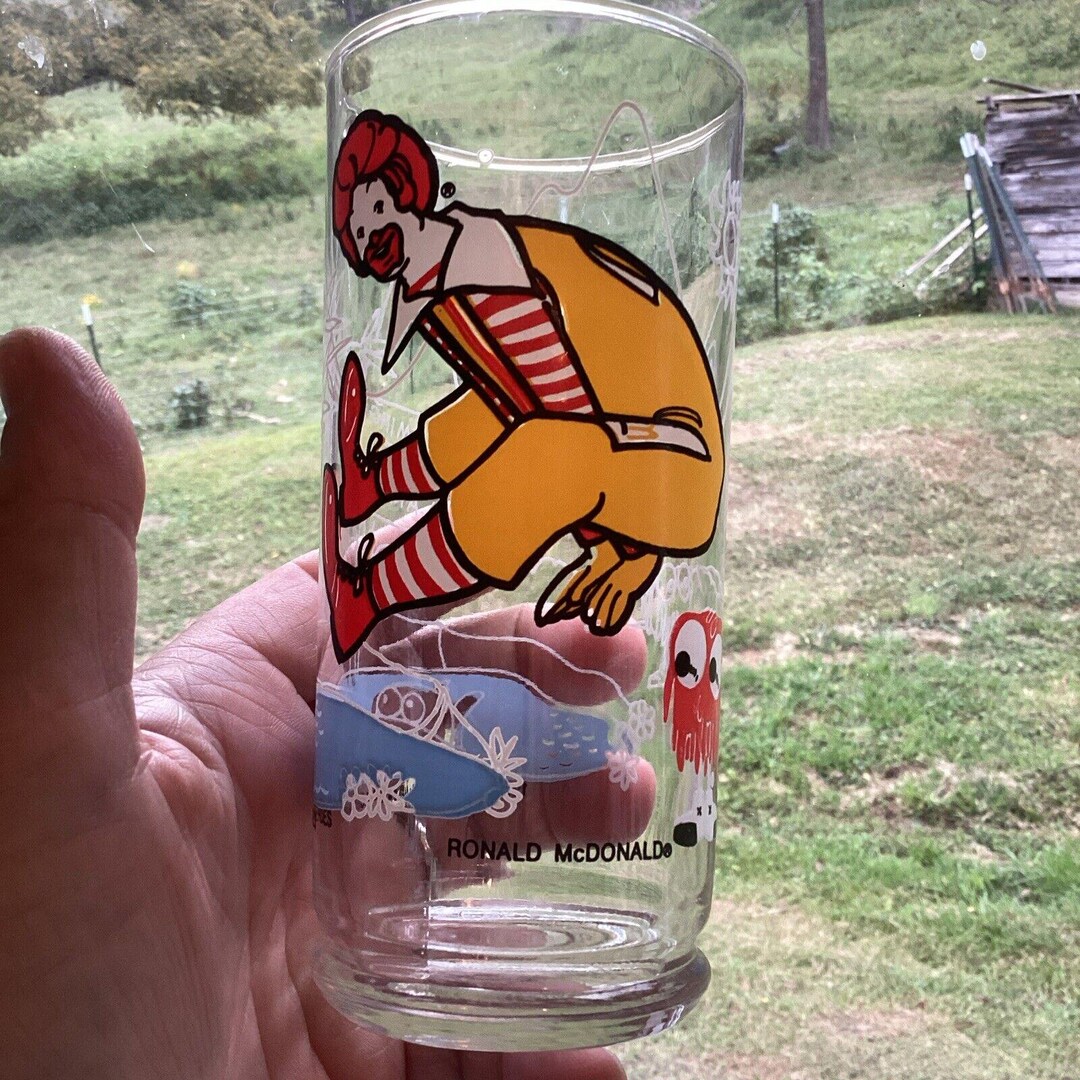 Vintage Mcdonald's Ronald 1977 Mcdonaldland Action Series Drinking ...