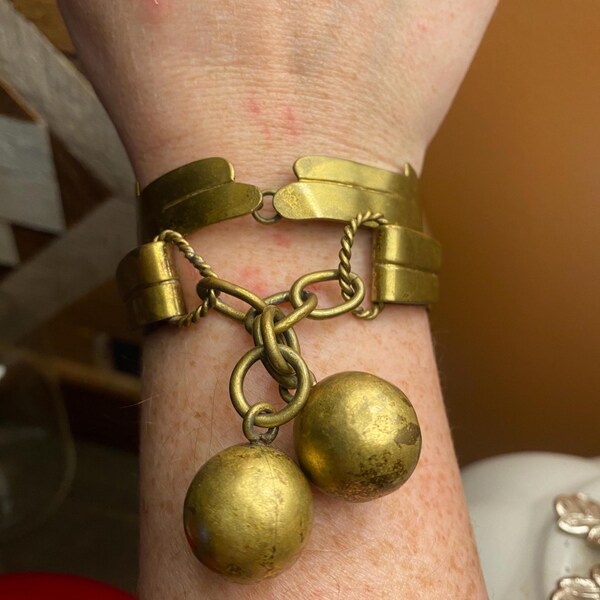 Hubert Harmon - Etsy