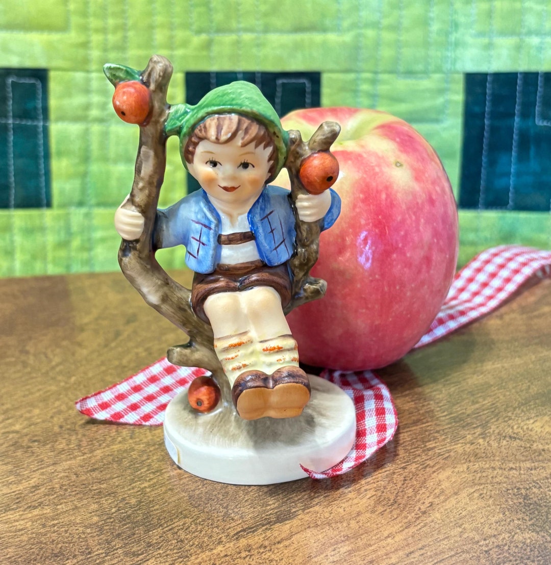 Vintage Goebel Hummel - Apple Tree Boy or Apfelbaum Junge #142 3/0 ...