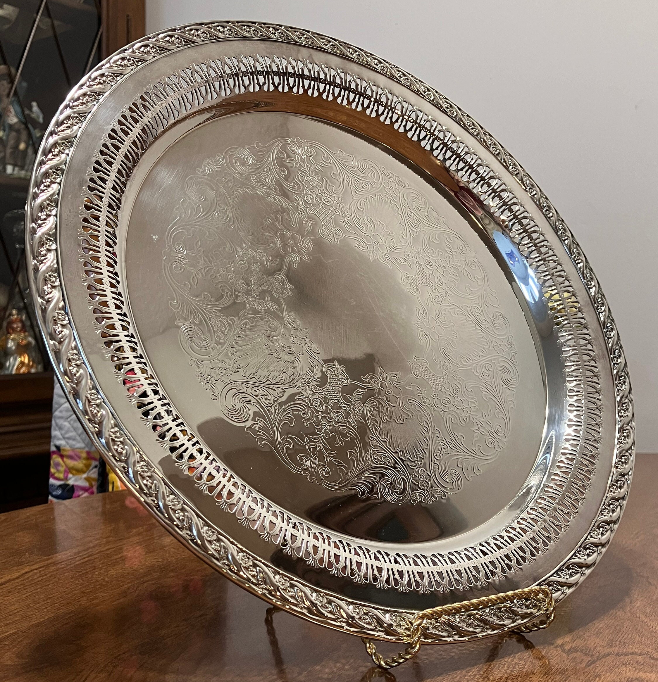 Vintage 1970’s International Silver Co. - Round Silver Plate ...