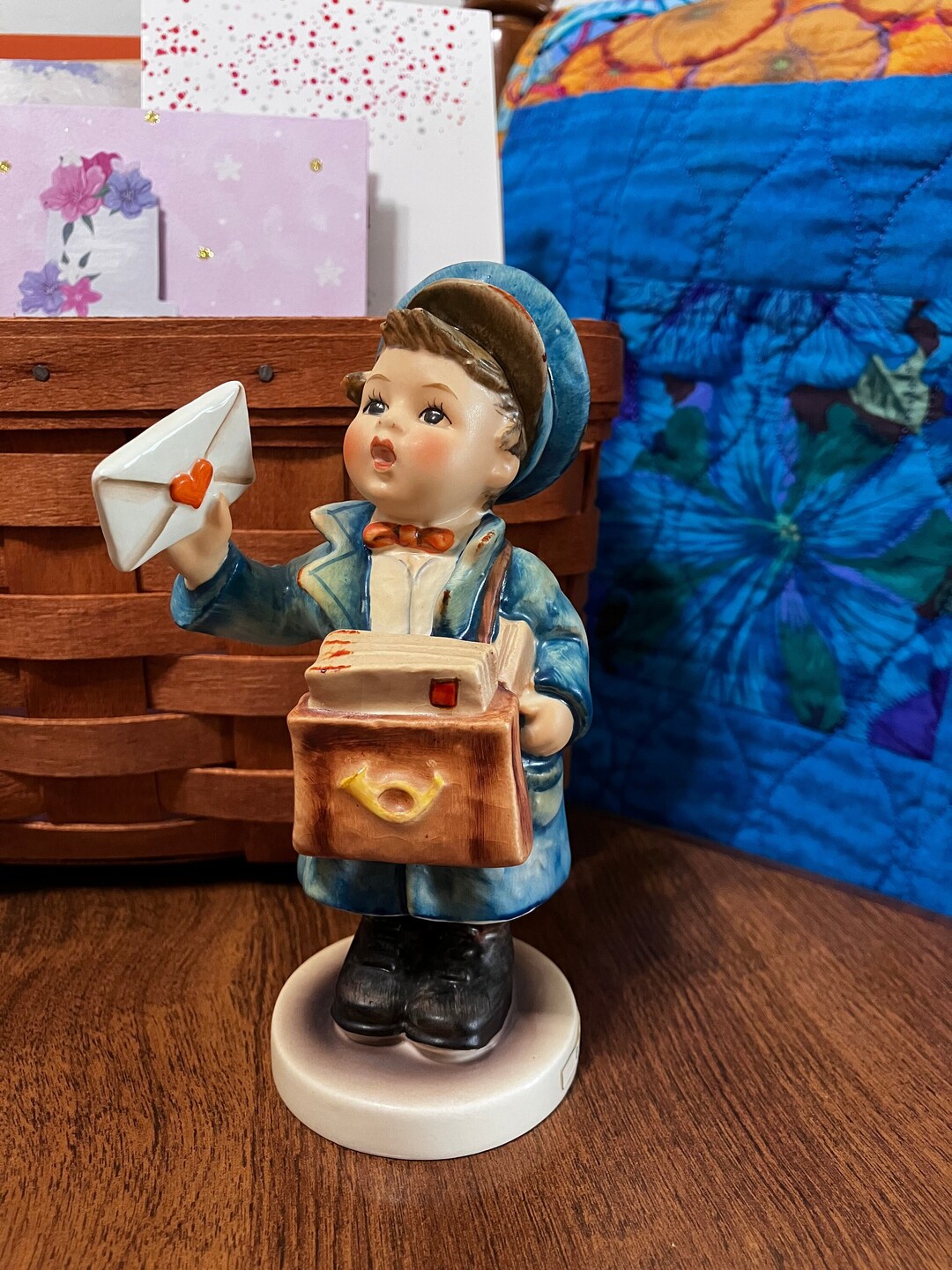 Vintage Goebel Hummel postman 119 Young Boy Delivering Letters TMK5 ...