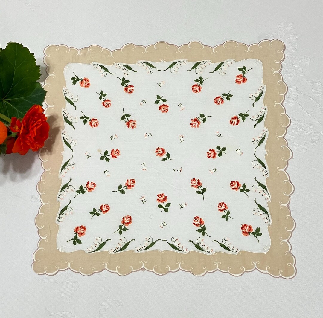 Vintage 1940’s Fancy Beige Double Scalloped Border Cotton Handkerchief ...