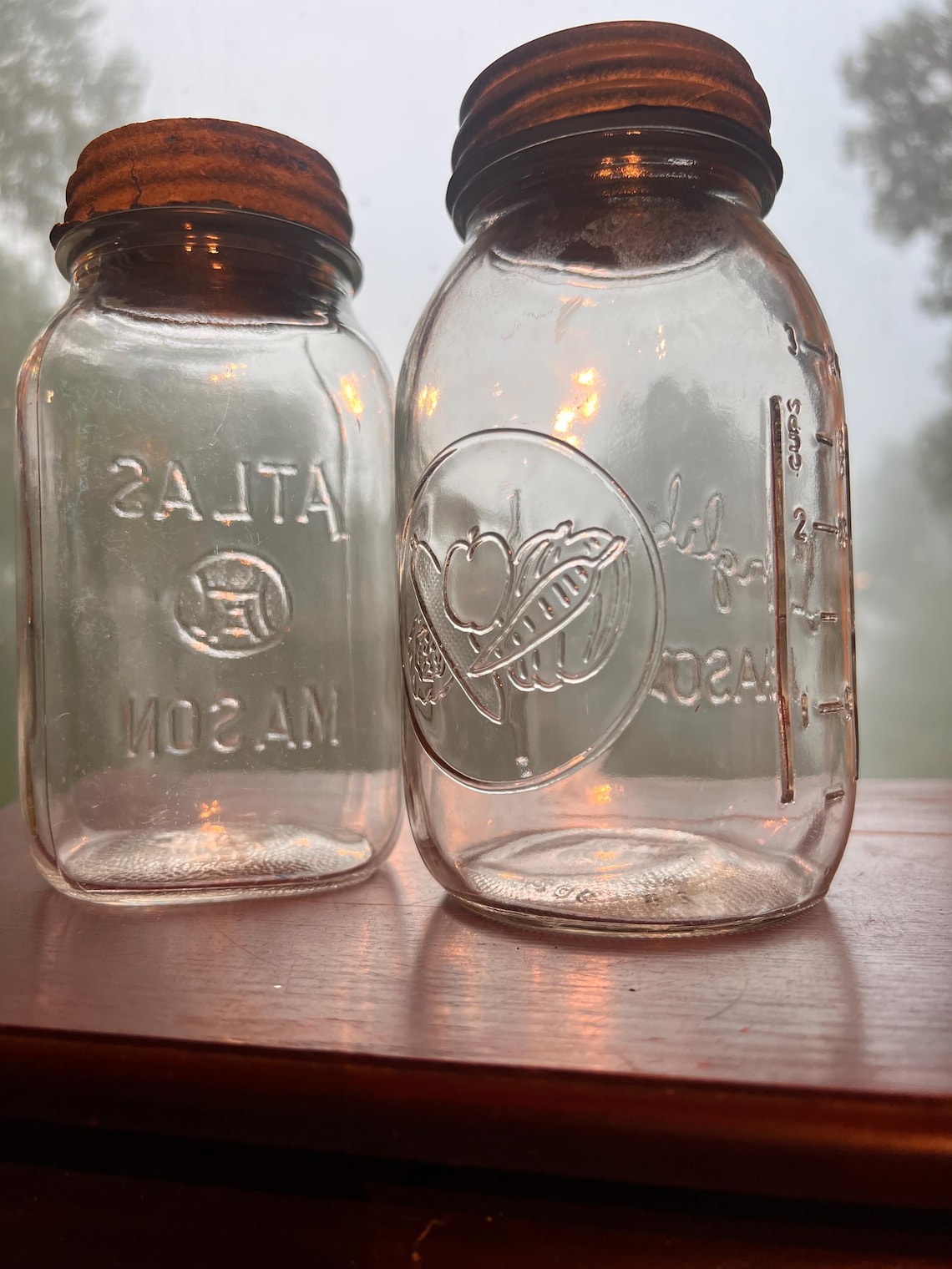 A Pair of Vintage Quart Jars. Atlas Mason and Longlife Mason. Excellent ...