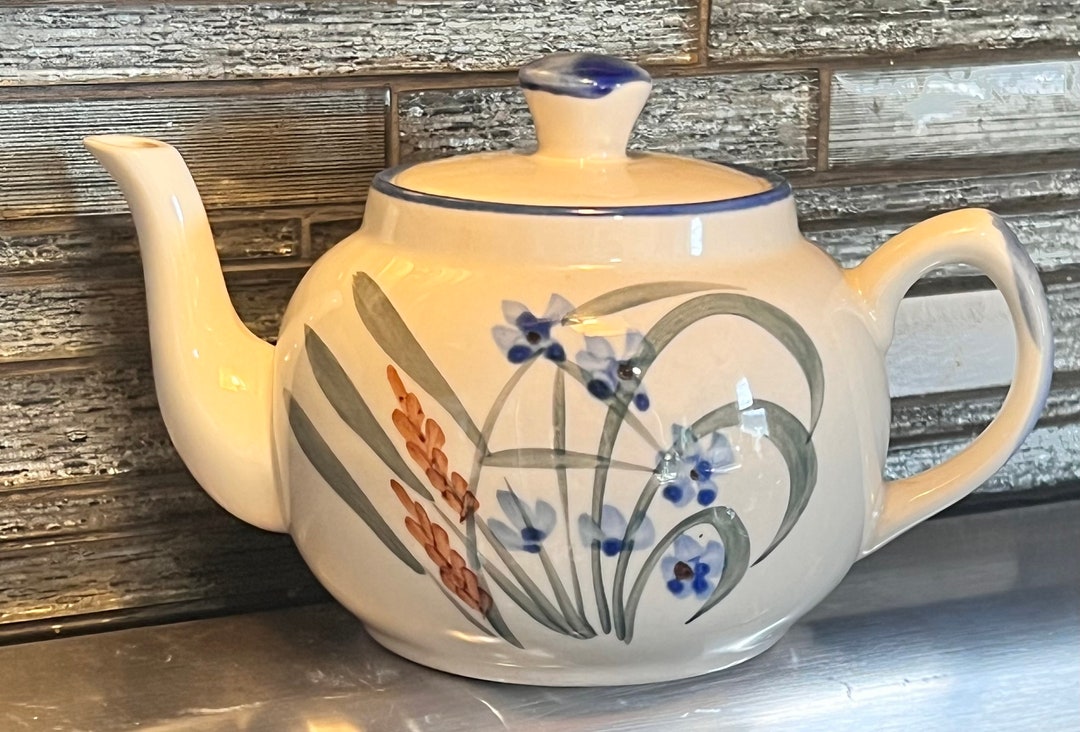 Vintage Teapot - Etsy
