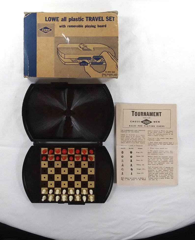 Chess Set Lowe All Plastic Travel Set Vintage 1940s Complete All Pieces ...