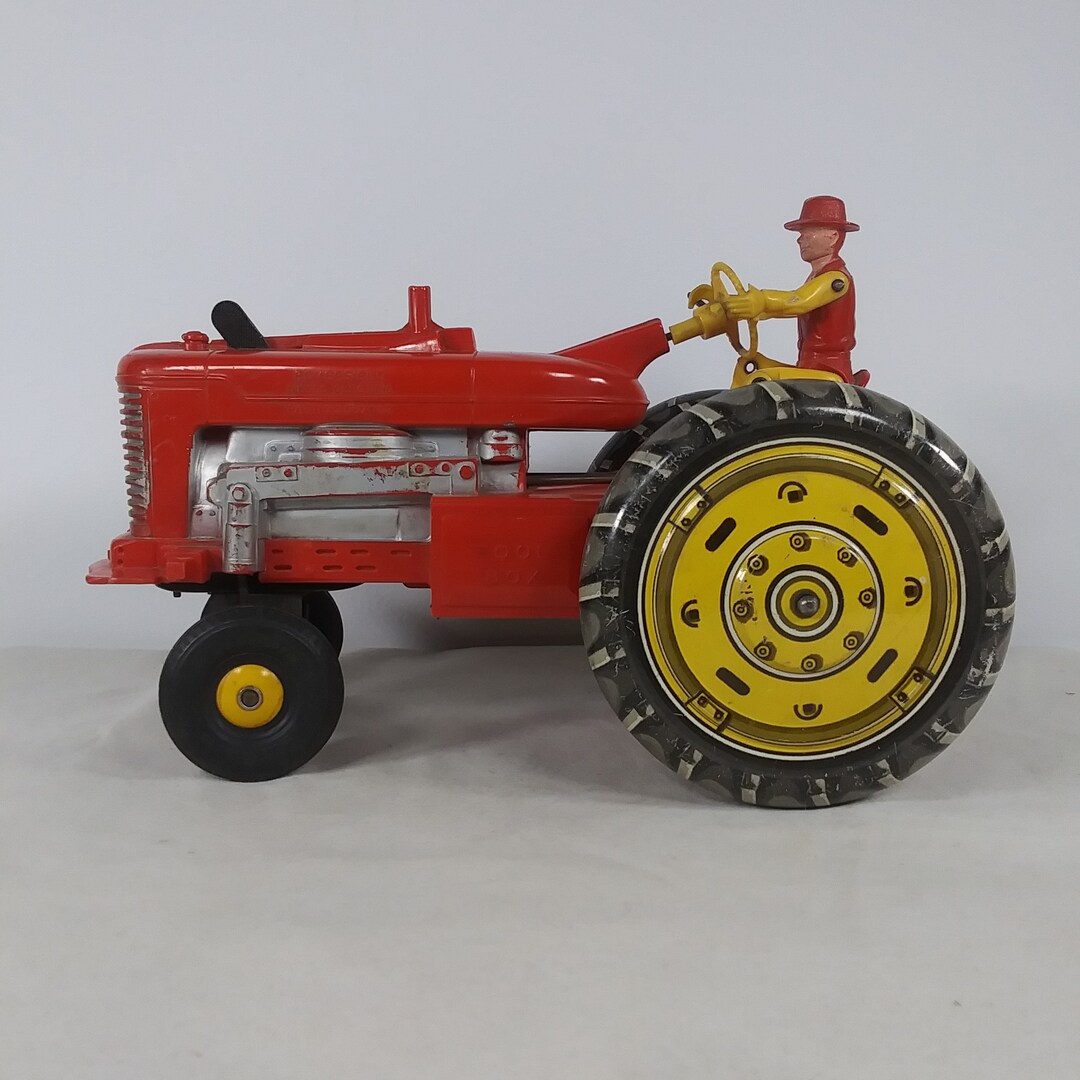 Tricky Tommy Big Brain Tractor 1950s Marx Battery Operated Farm Type 10 ...