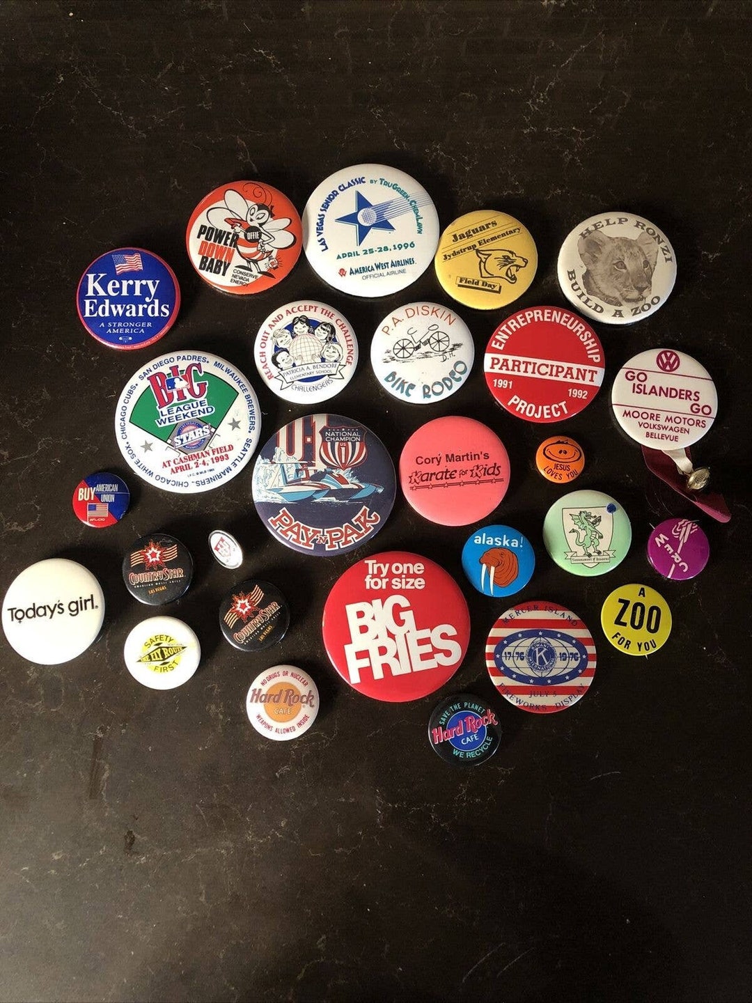 Lot of 26 VINTAGE 90s Buttons/enamel Pins Union Political School Hard ...