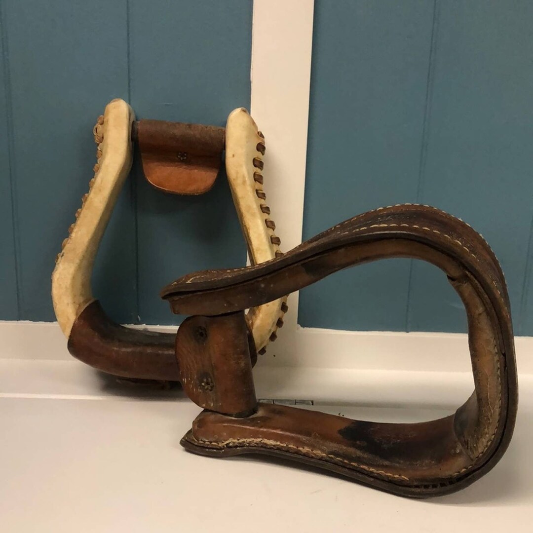 2 Vtg Rawhide Roper Stirrups Western Roping Trail Ranch Rodeo Home ...