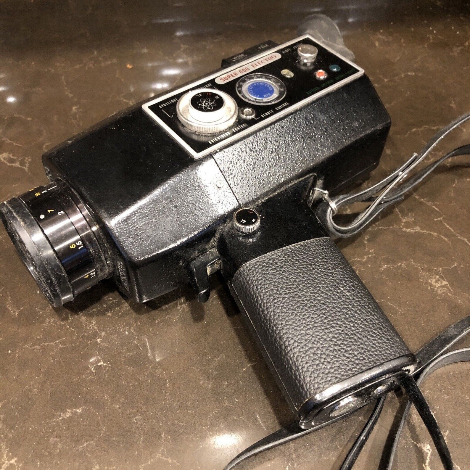 Yashica Super 600 Electro ZOOM Super 8mm Film Movie Camera Vintage ...