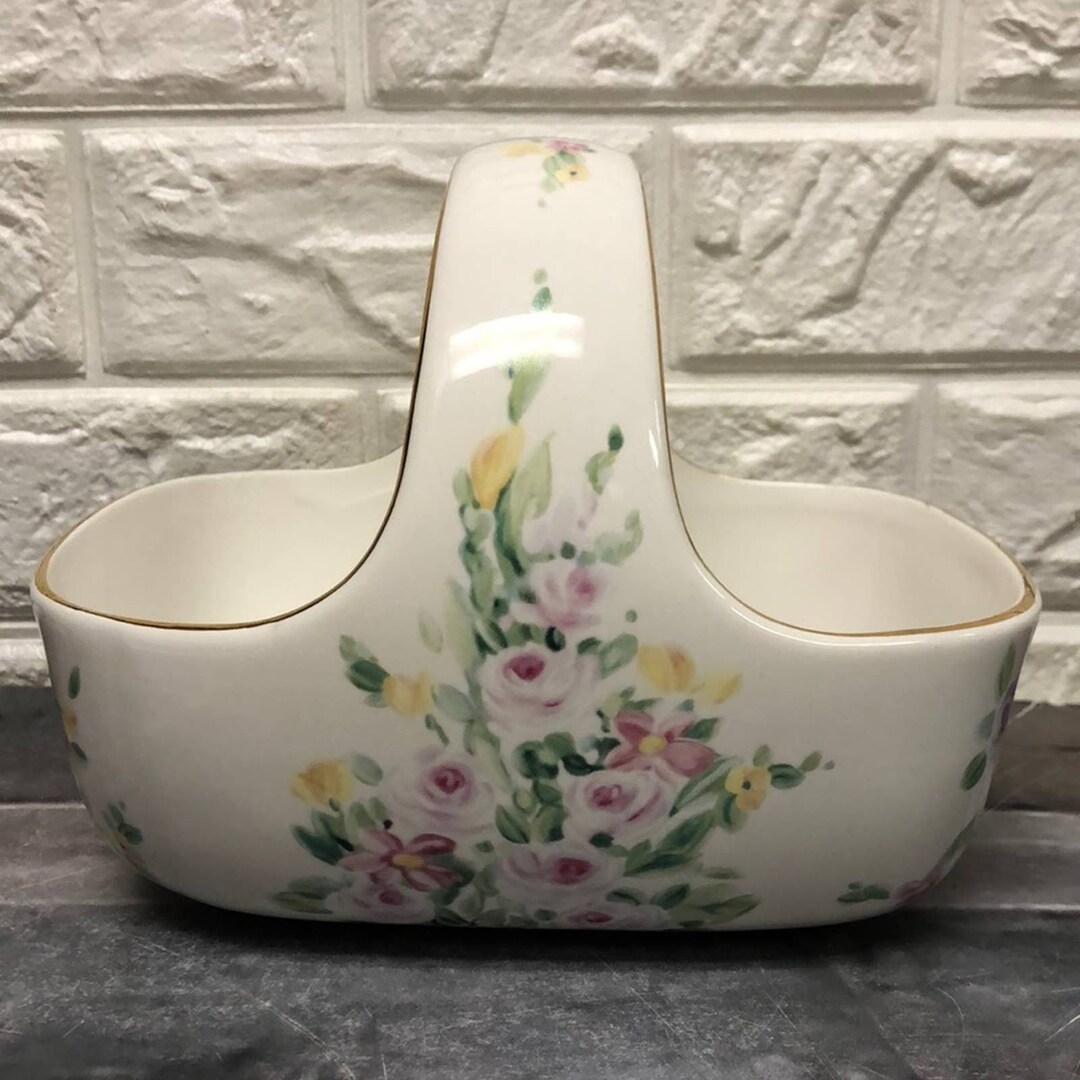 Vintage TELEFLORA GIFT Ceramic Basket Floral Gold Trimmed Collectible ...