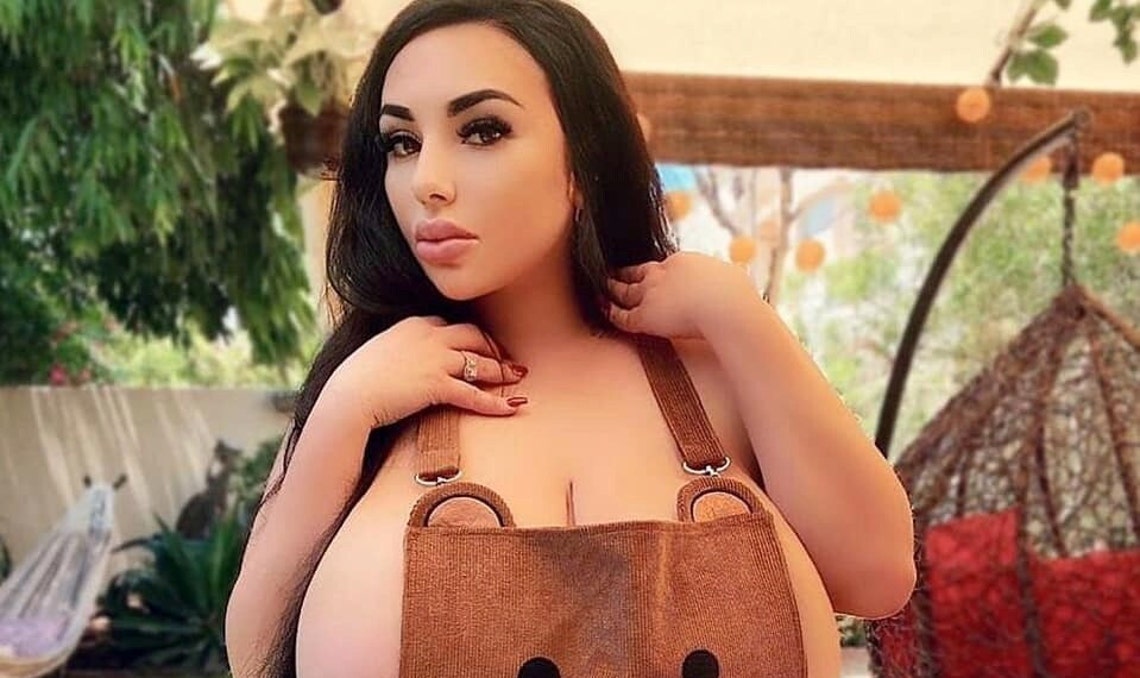 Tig Ol Bitties Naked Model Pictorial 23 Etsy