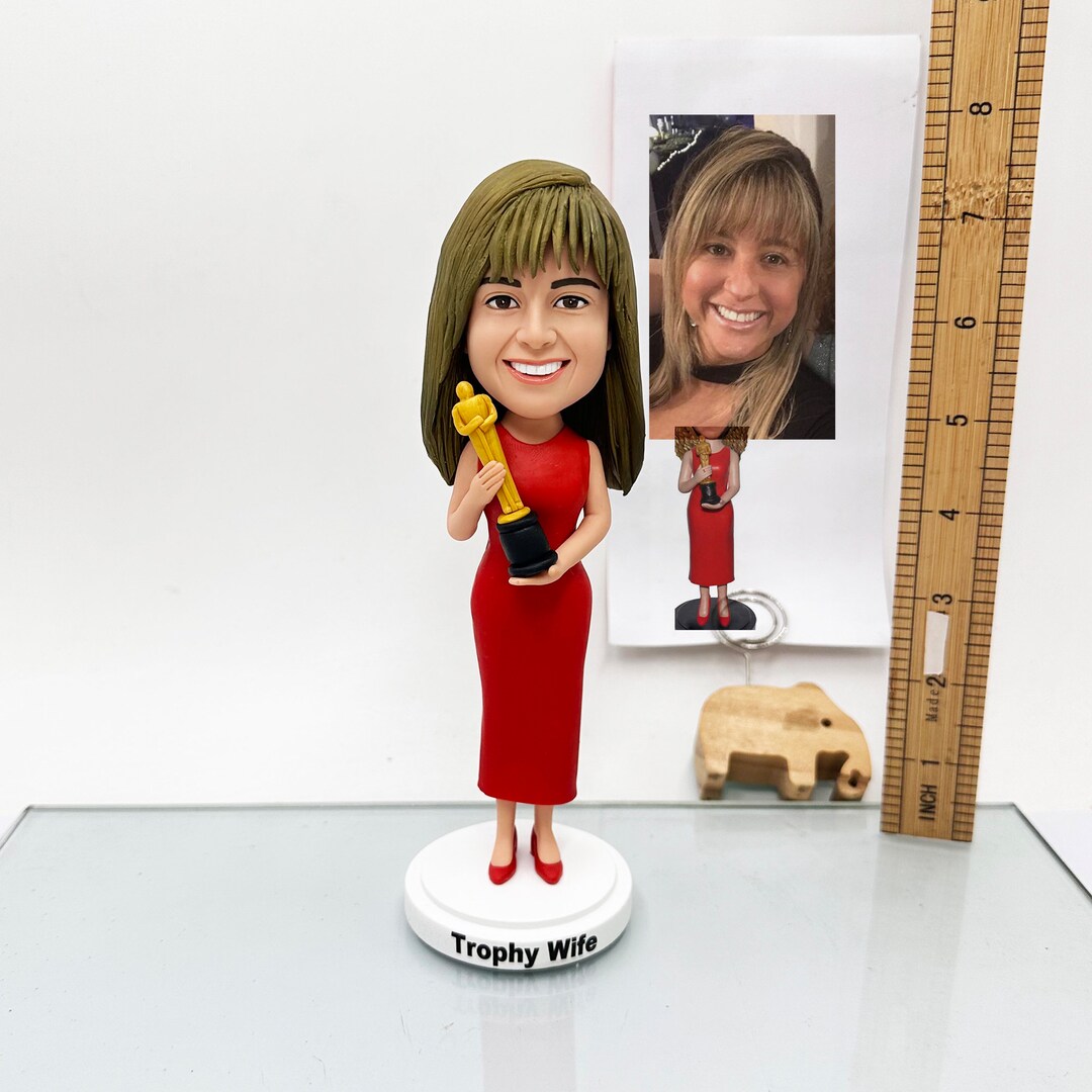 Custom Award-winning Bobbleheads, Custom Female Stars Bobbleheads ...