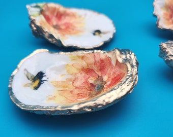 Small Oyster Shell Trinket Dish, Floral Jewelry Holder, Custom Shell ...