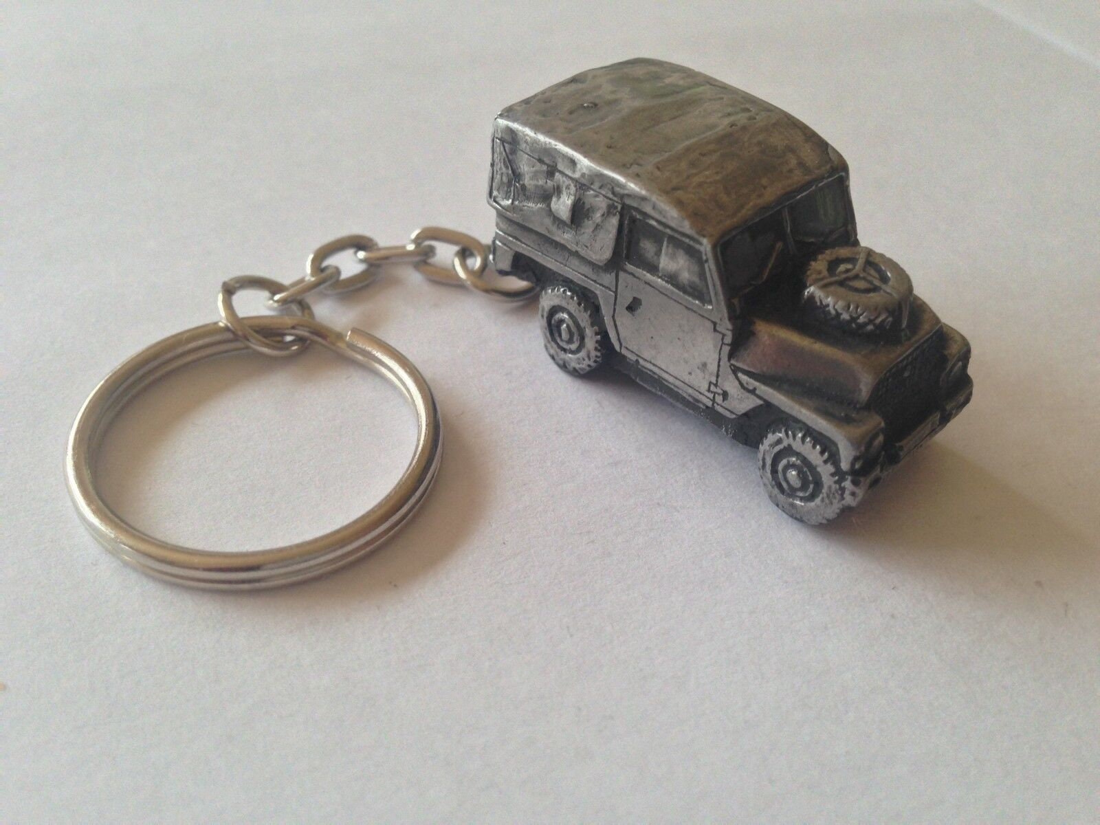 Ref113 4x4 off Roader Series 2 Light Weight Split-ring Keyring FULL CAR ...