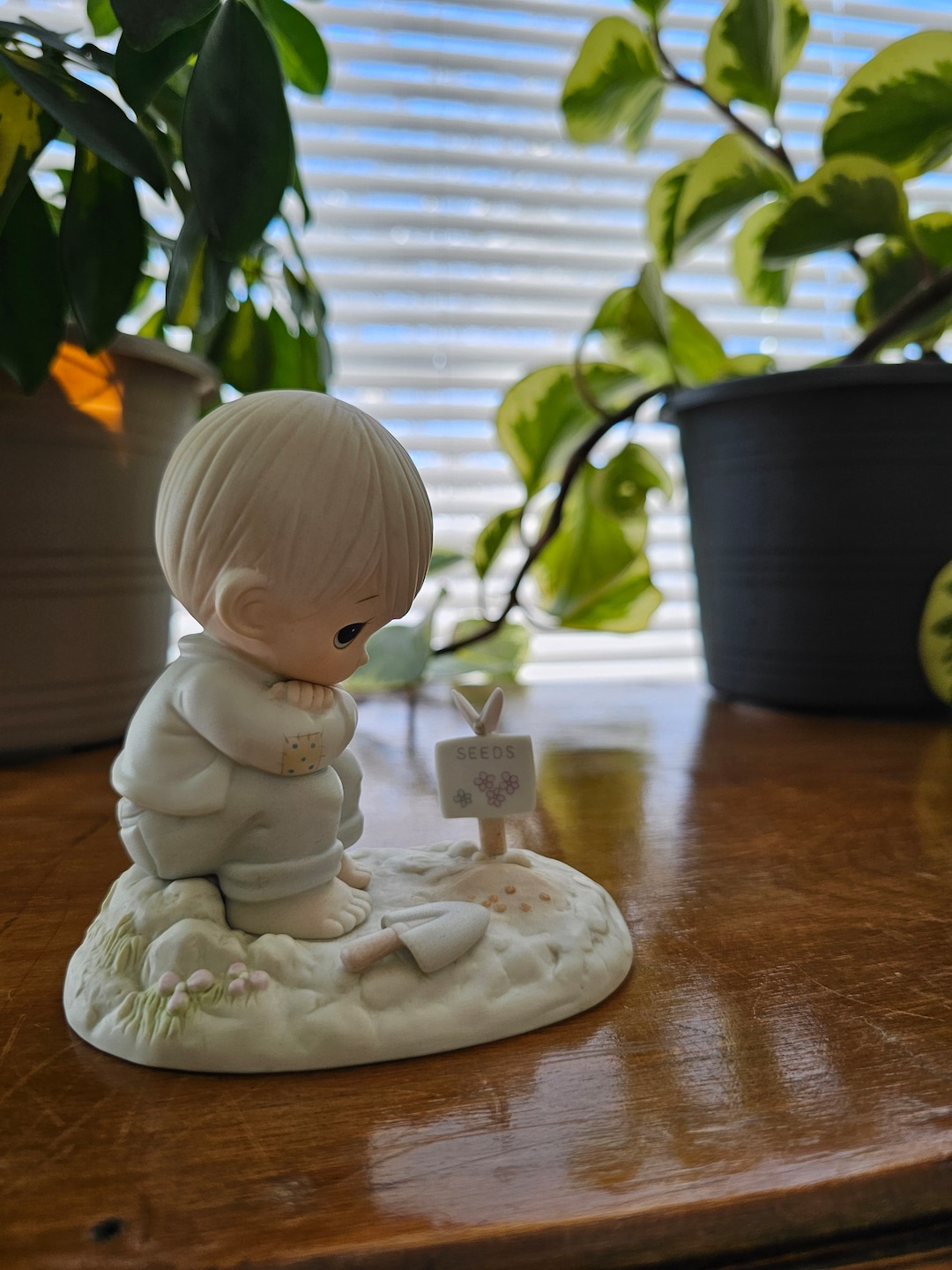 Vintage Precious Moments Special Edition Members Only Figure Figurine ...