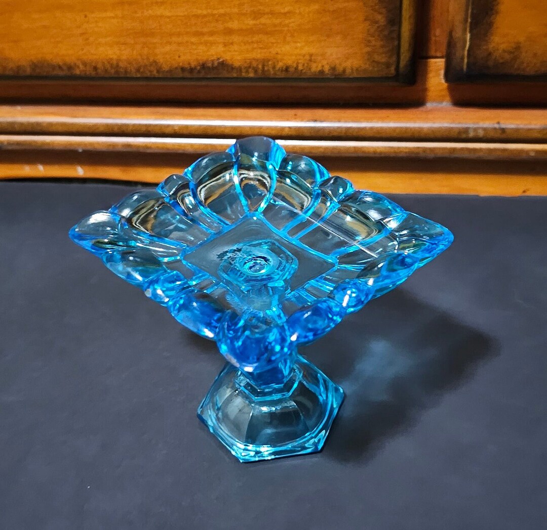 Vivid Vintage Tiara Indiana Glass Blue Glass Tray Shaped Candy Dish ...
