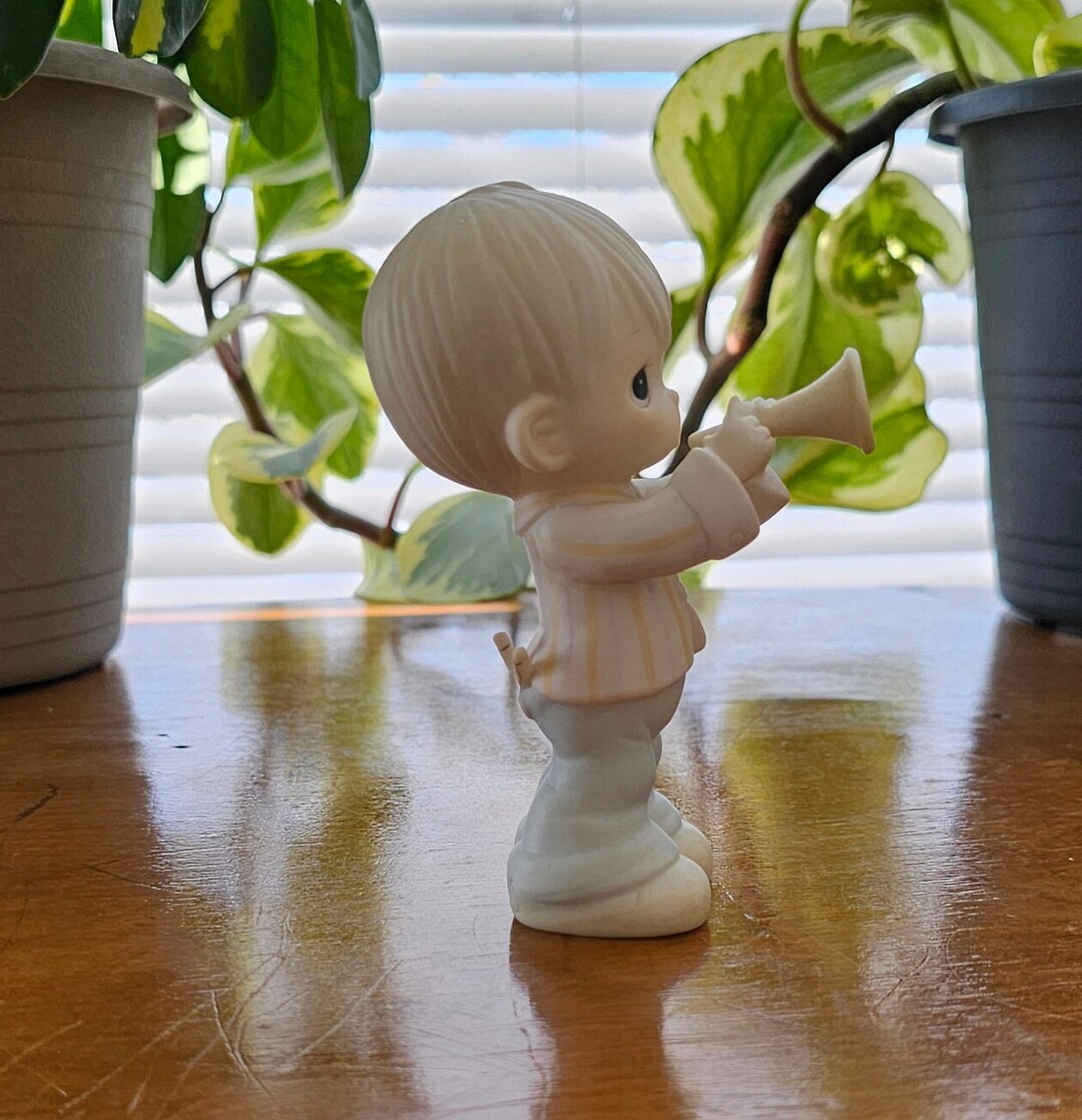 Vintage Precious Moments Samuel J Butcher Figure Figurine 1984 "he is ...