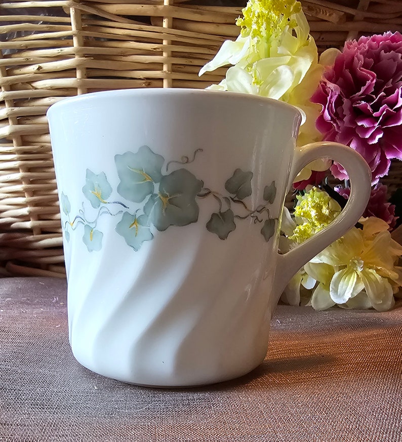 Corelle Callaway Green Ivy Vine Pattern on Swirled Mug Cup - Etsy