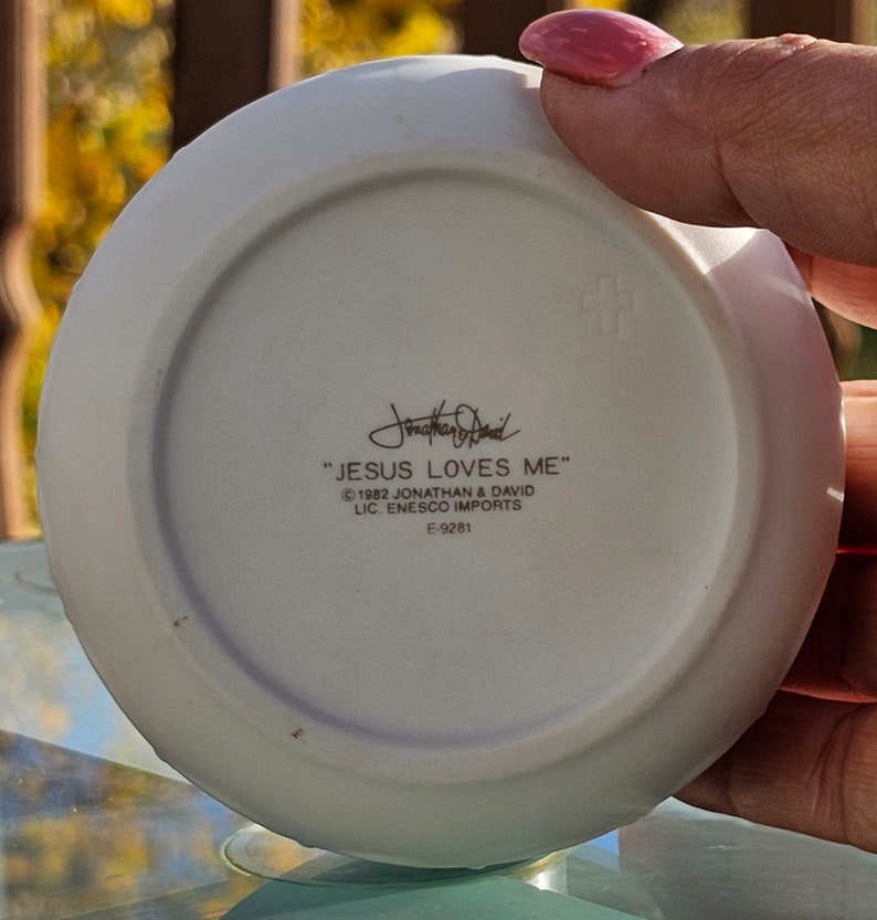 Precious Moments by Enesco jesus Loves Me Trinket Box Circa 1982. Girl ...