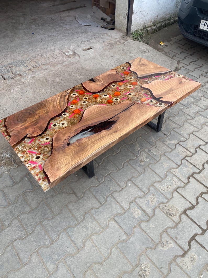 Custom Epoxy Resin Floral Table – Handmade Botanical Art Table | Real ...