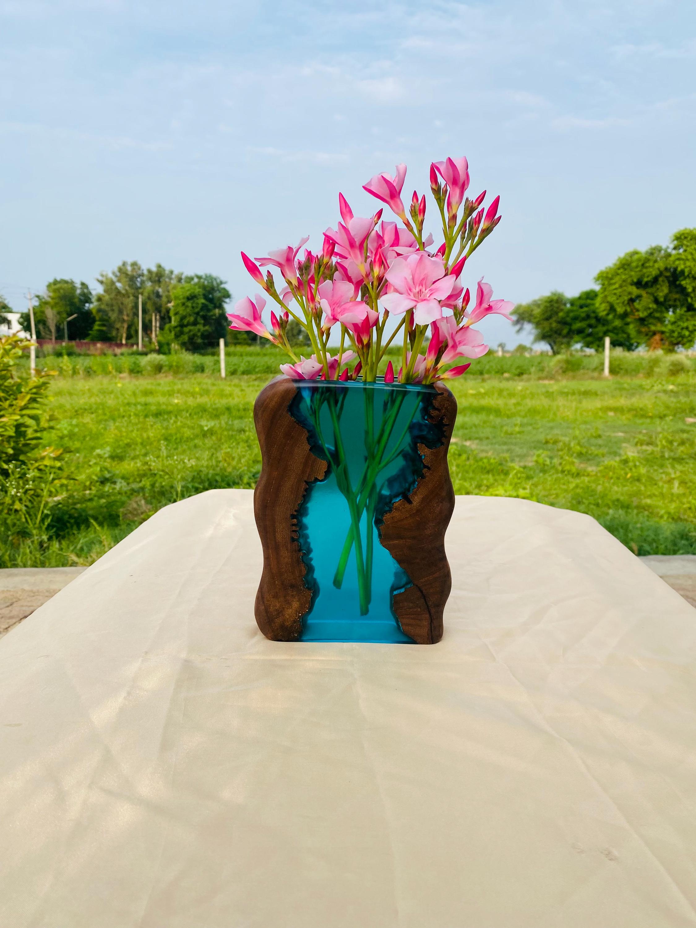 Handmade Walnut Wood & Epoxy Resin Flower Vase | Modern Rustic Tabletop ...