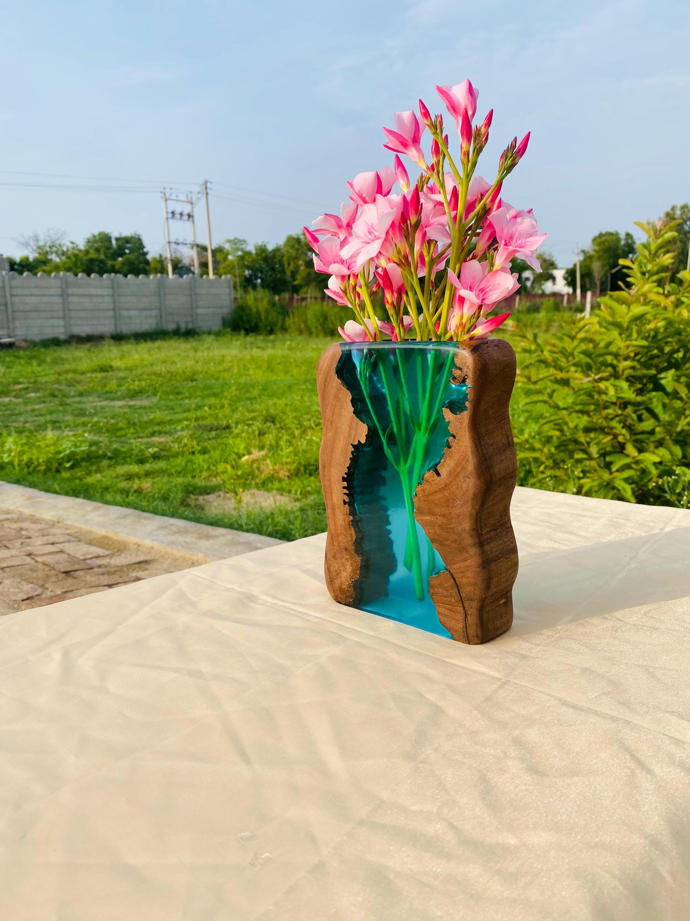 Handmade Walnut Wood & Epoxy Resin Flower Vase | Modern Rustic Tabletop ...