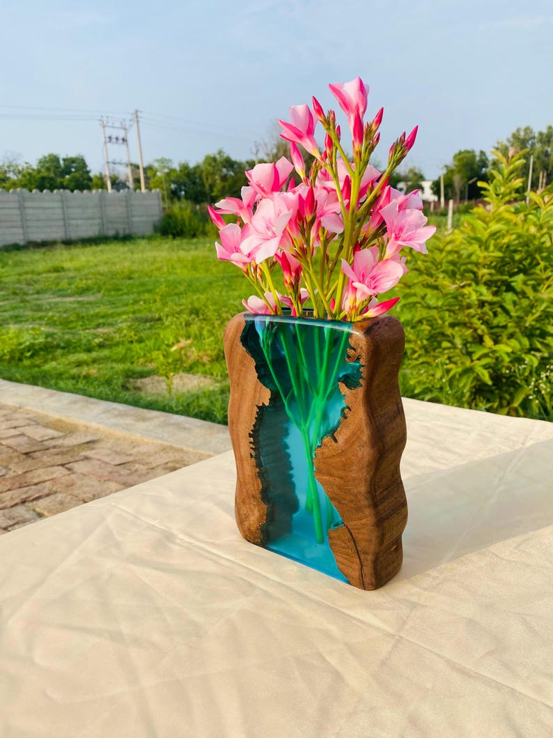 Handmade Walnut Wood & Epoxy Resin Flower Vase | Modern Rustic Tabletop ...