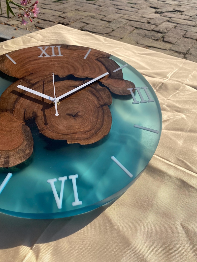 Ocean Breeze Handmade Epoxy Resin Wall Clock – Driftwood & Aqua ...