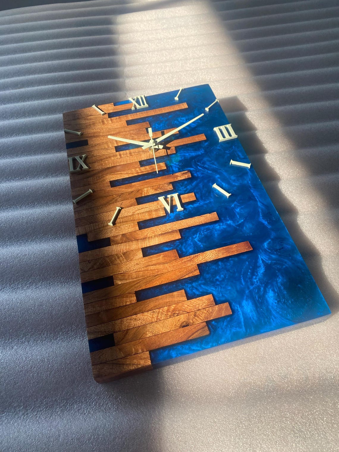 Modern Ocean Blue Epoxy Resin Wall Clock – Handmade Live Edge Wood ...
