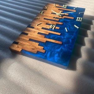 Modern Ocean Blue Epoxy Resin Wall Clock – Handmade Live Edge Wood ...