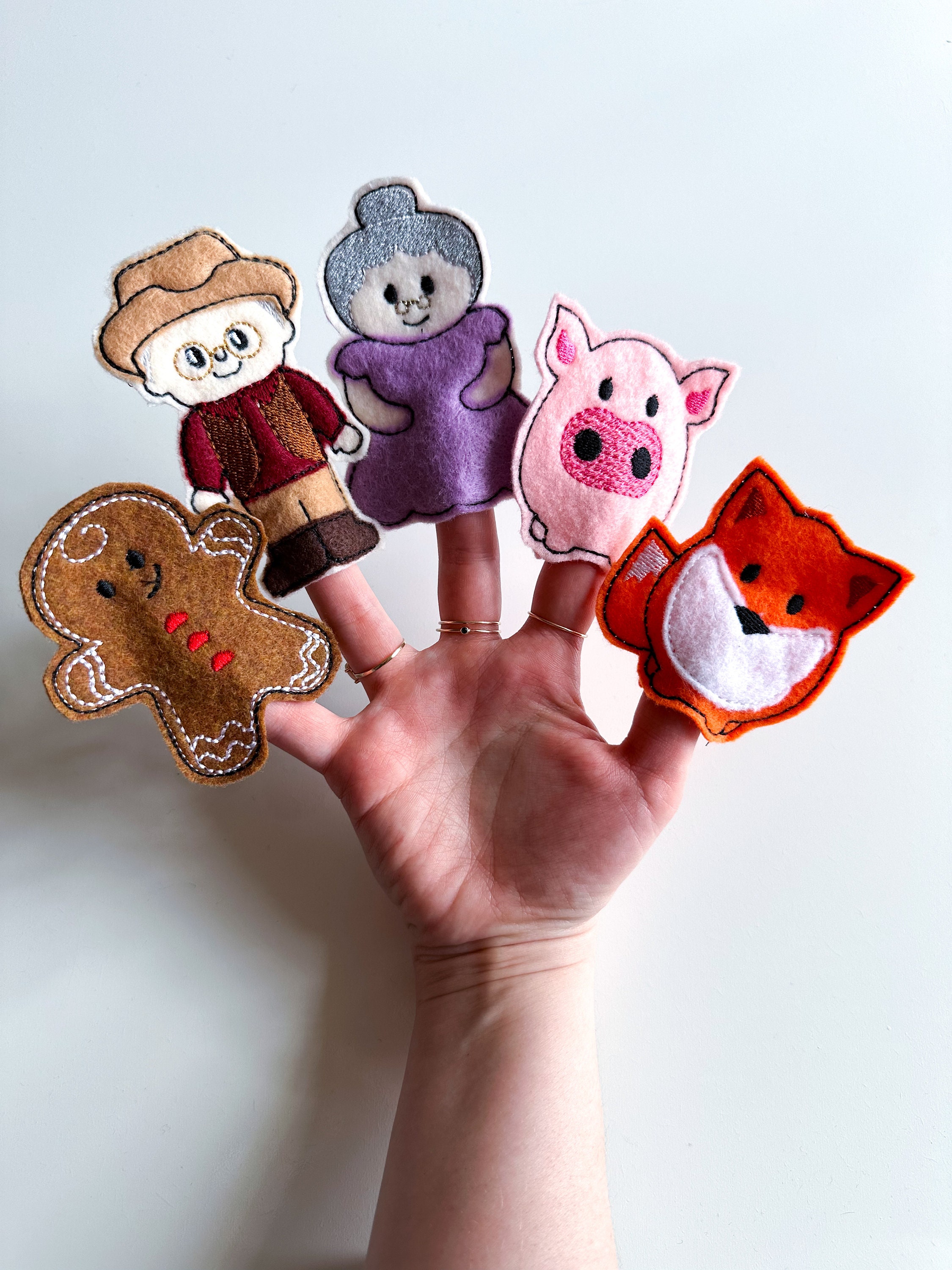 Gingerbread Man Felt Finger Puppet Story Bag, Storytelling for Kids ...
