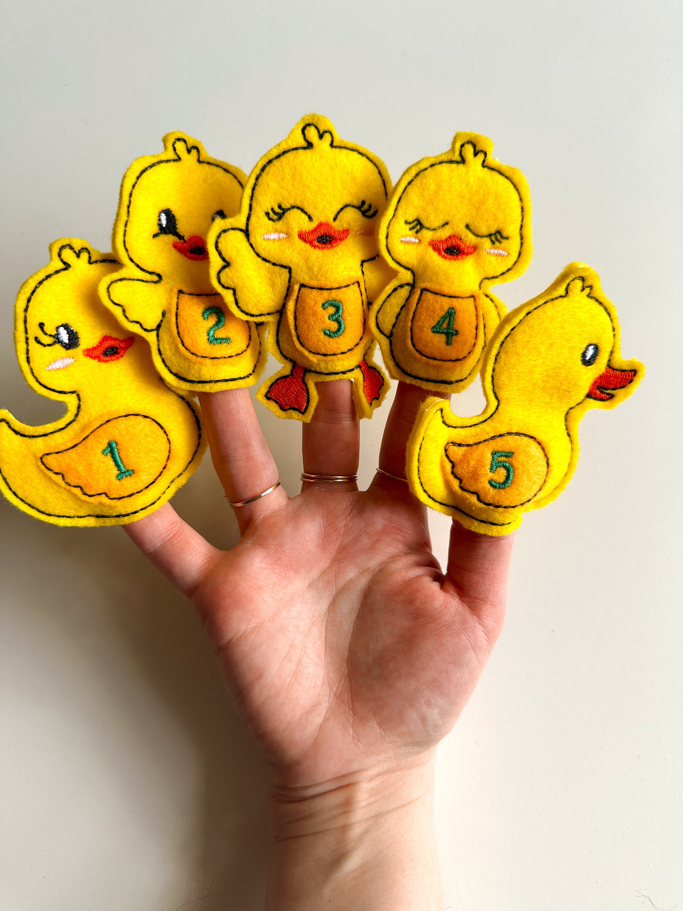 Five Little Ducks Felt Finger Puppet Story Bag, Storytelling for Kids ...