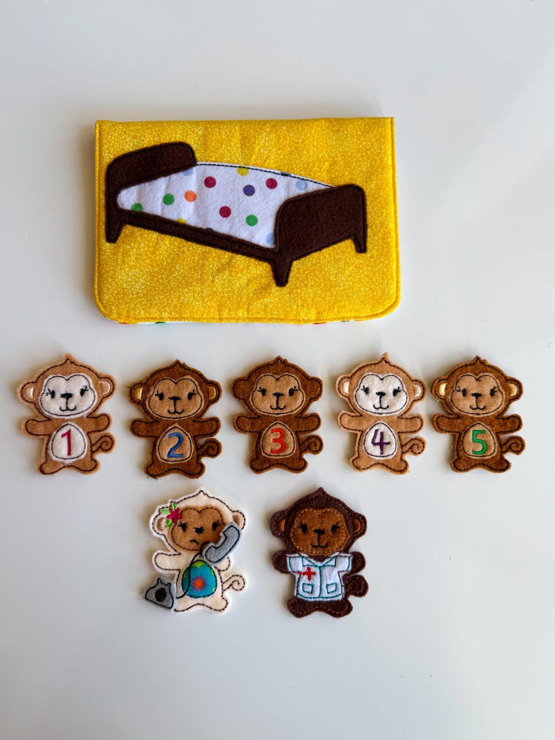 5 Little Monkeys Jumping on the Bed Felt Finger Puppet Story Bag ...