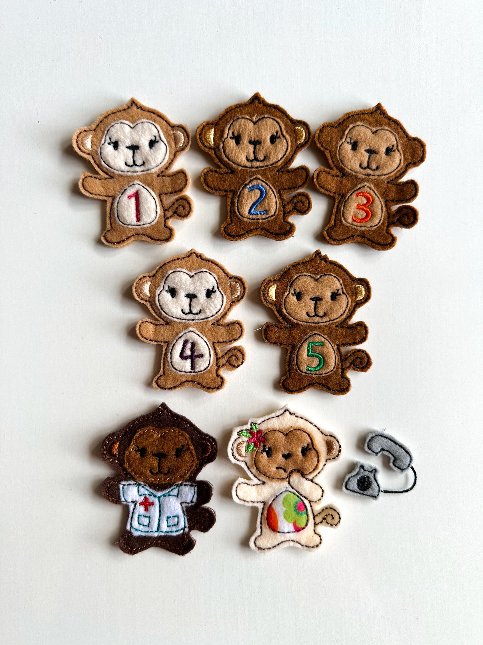 5 Little Monkeys Jumping on the Bed Felt Finger Puppet Story Bag ...