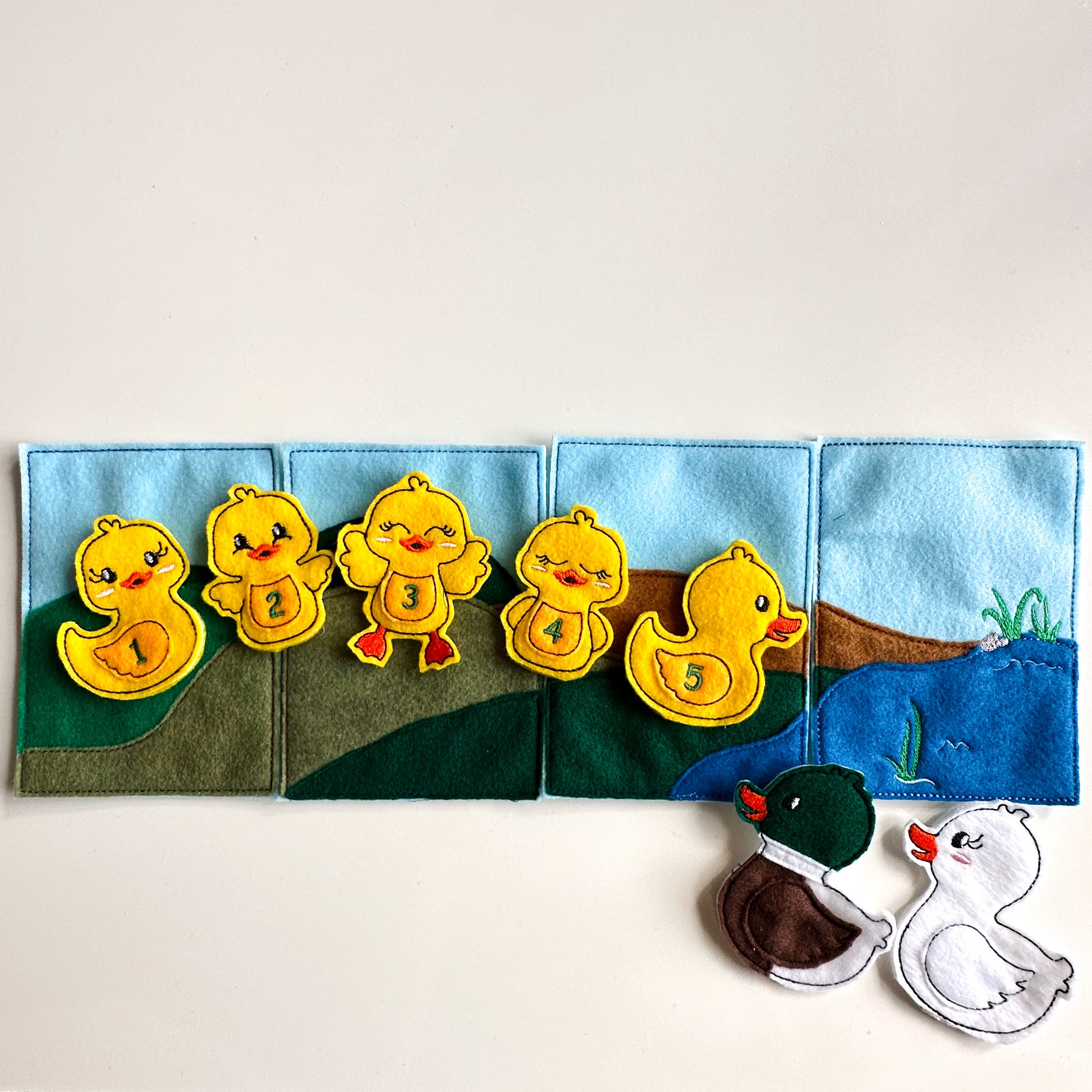 Five Little Ducks Felt Finger Puppet Story Bag, Storytelling for Kids ...