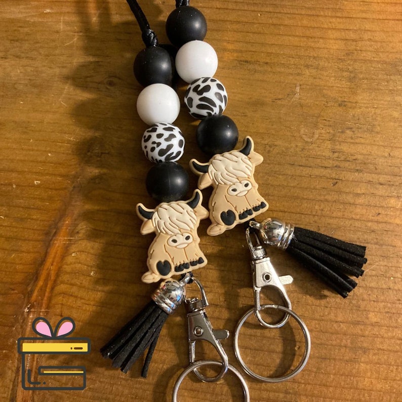 Highland Cow Breakaway Clasp Lanyard Teacher Lanyard Beaded - Etsy