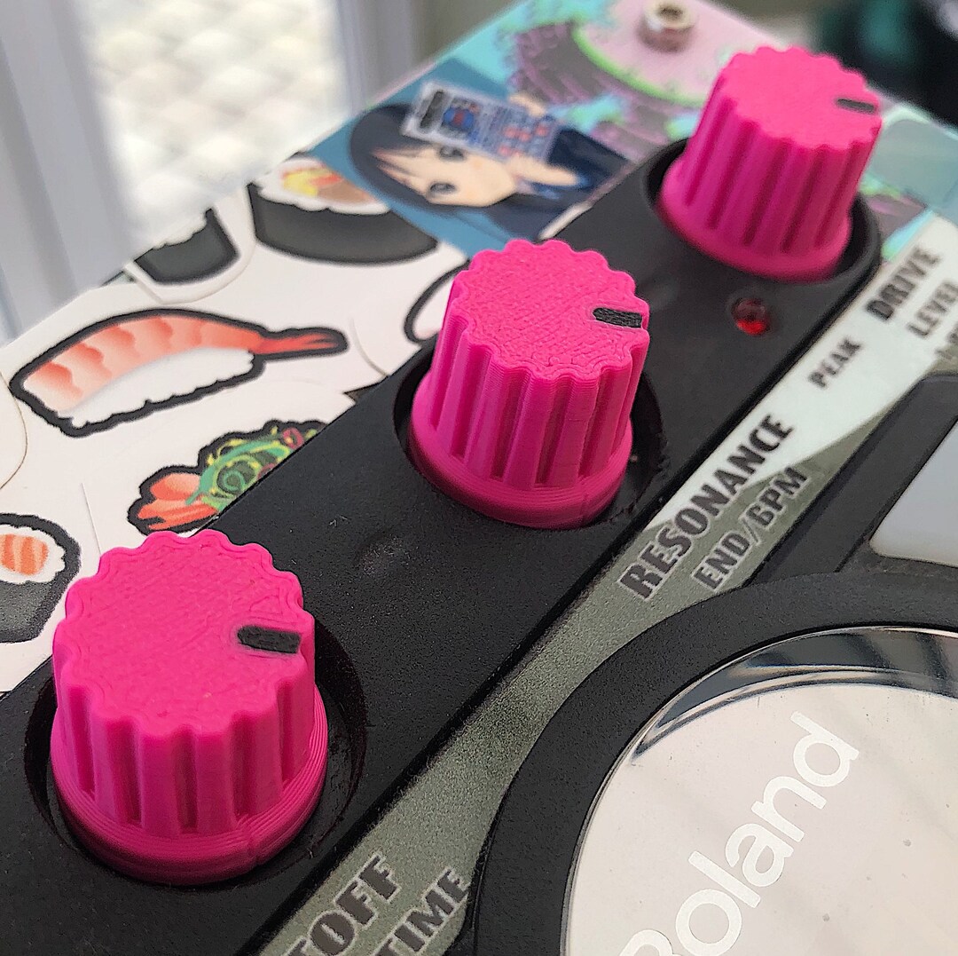 TRAPDOG® Pink Coloured Pla Knobs / Perfect for SP404 / DJ Knobs / Mixer Knobs Set / EQ Knobs ...