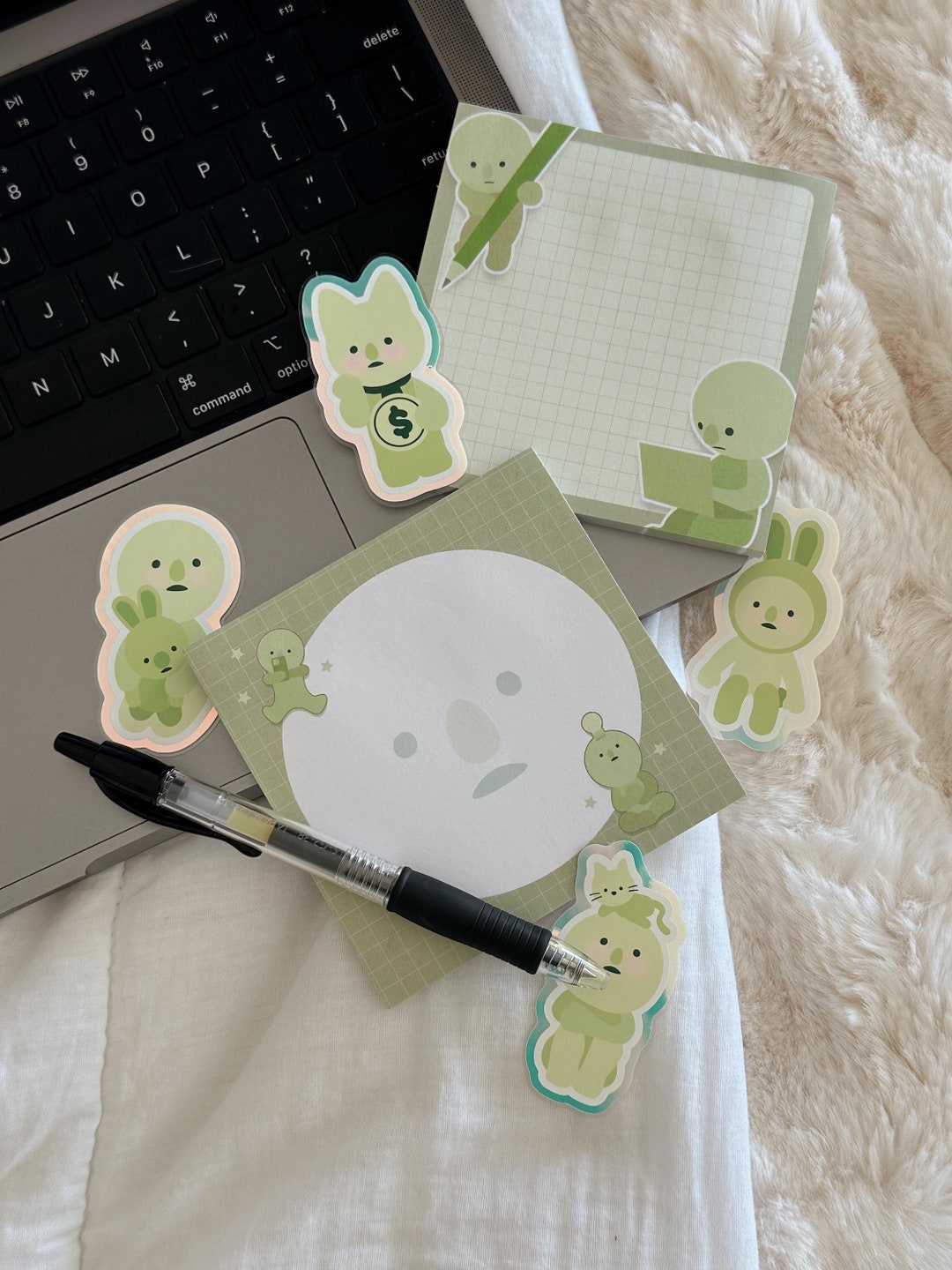 Schmeeski Extra Large Sticky Memo/note Pad Bundle 4x4 In. Set of 2 - Etsy