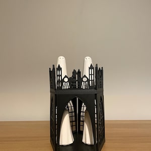 York Ghost Merchant Figurine Stand Tower / Gothic Stand / Apothecary ...
