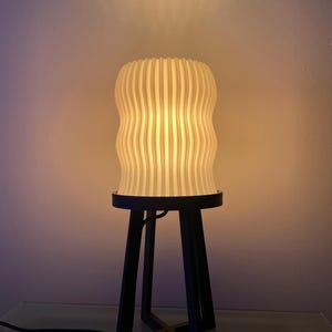 Modern Wave Curved Table Lamp Stand - Etsy UK