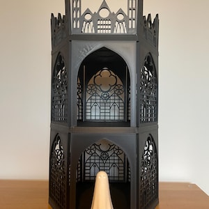 York Ghost Merchant Figurine Stand Tower / Gothic Stand / Apothecary ...