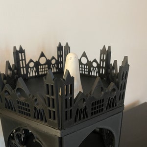 York Ghost Merchant Figurine Stand Tower - Etsy UK